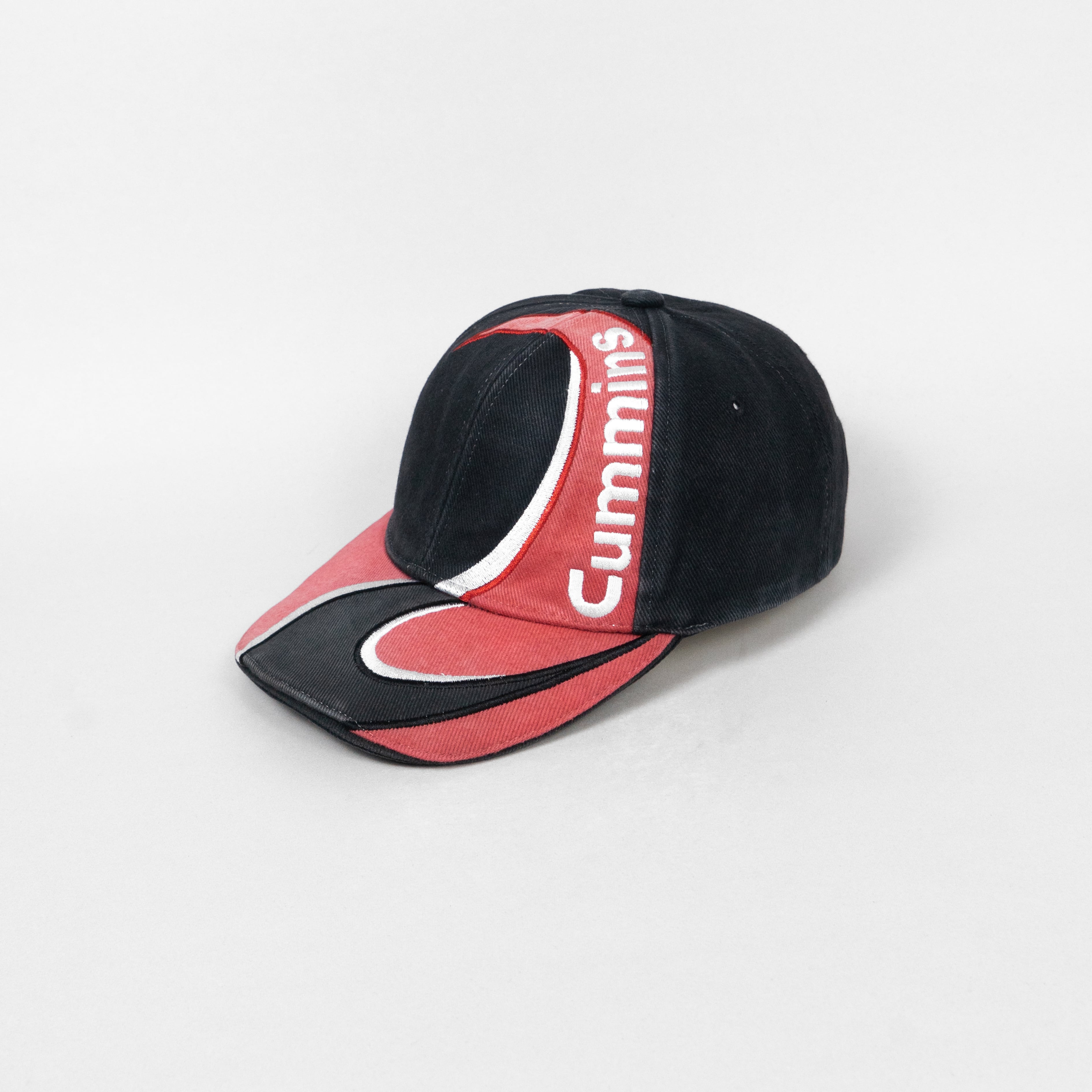 Cummins – ALLCAPS